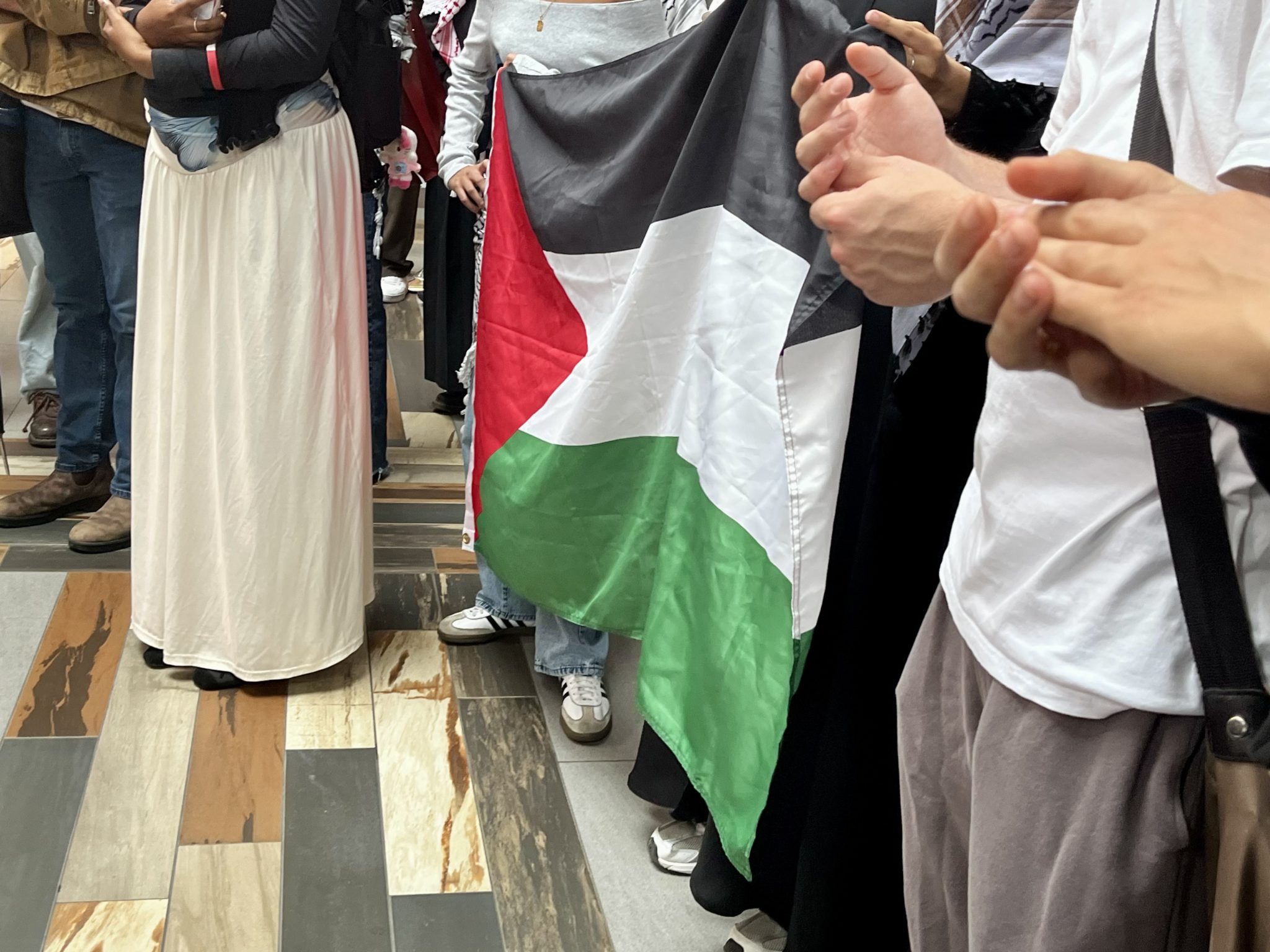 Disclose, divest: Students walk out in protest for Palestine on second ...